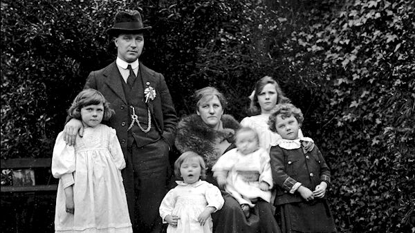 Feature Articles | University College Cork